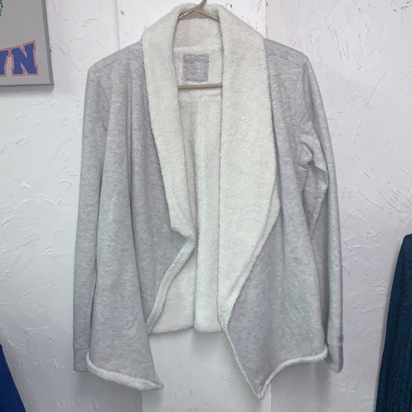 Jackets & Coats | Gaiam Furry Jacket | Poshmark